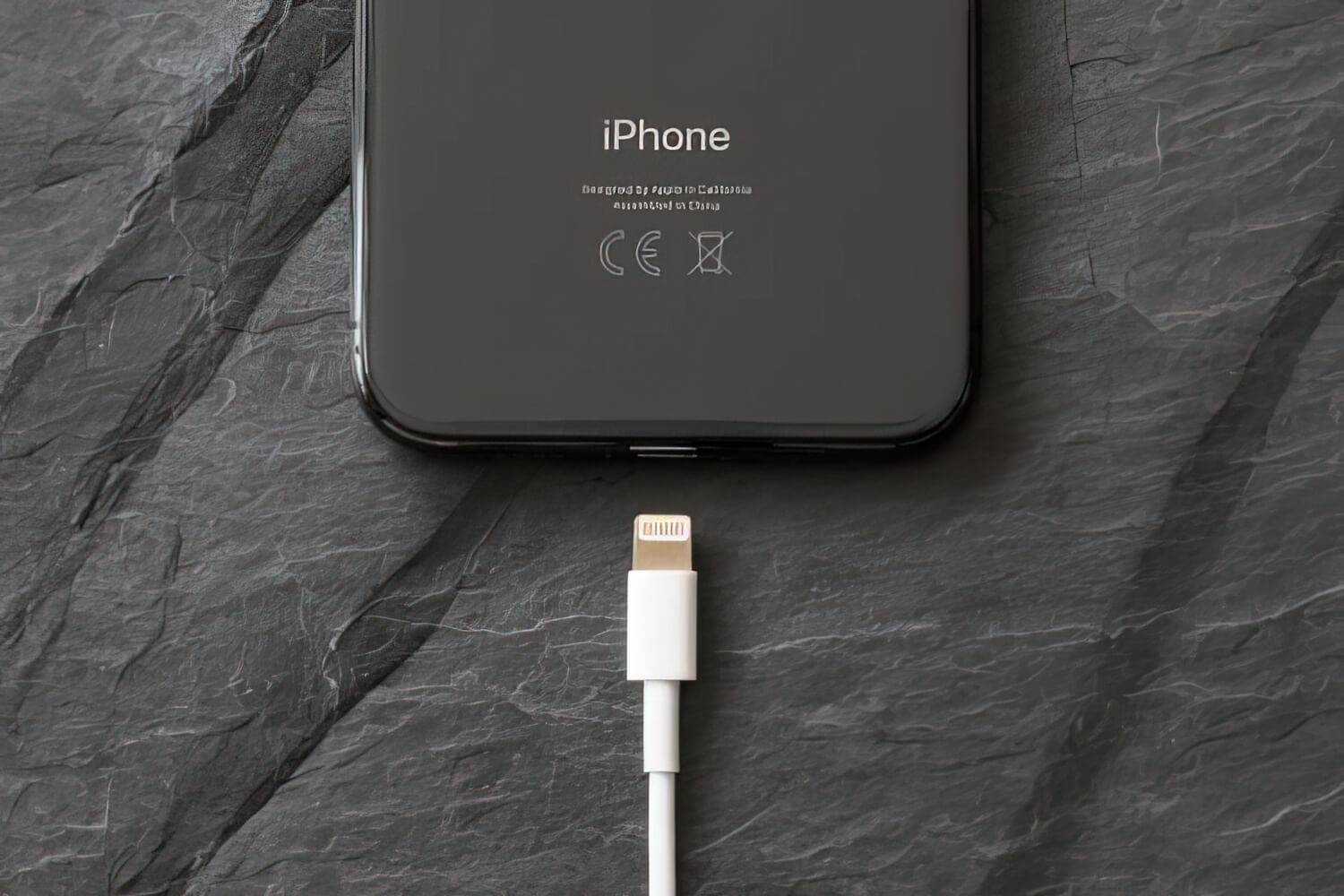 How To Remove Debris From IPhone Charging Port