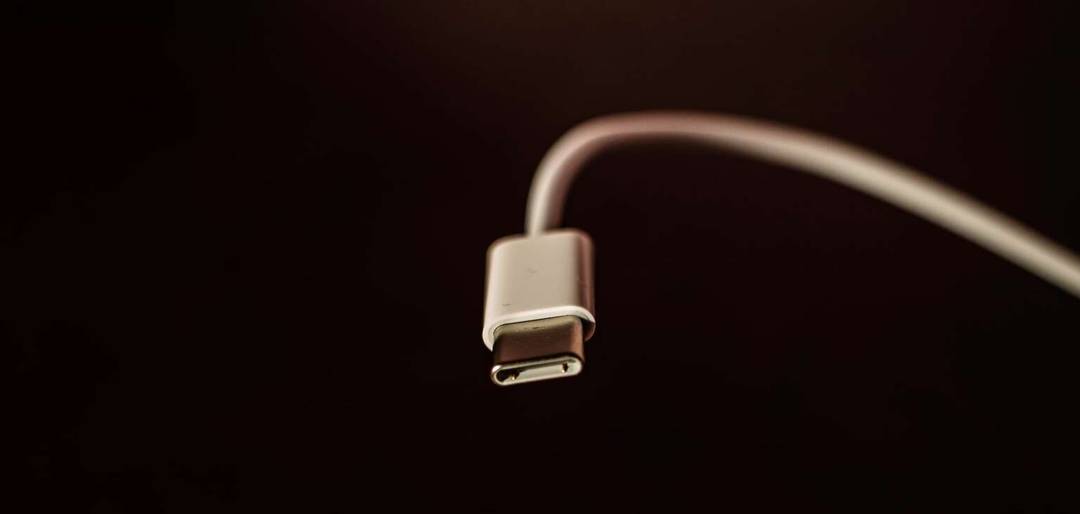 Is Your Power Bank Blinking But Not Charging? Here How You Fix