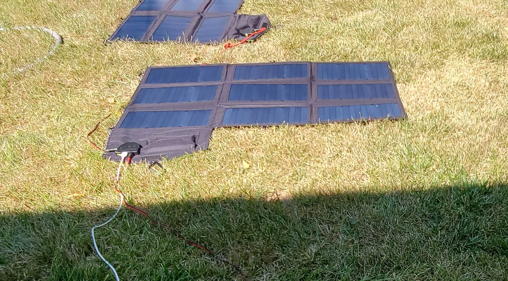 X-DRAGON 70W Portable Solar Charger Review: Should I Get?